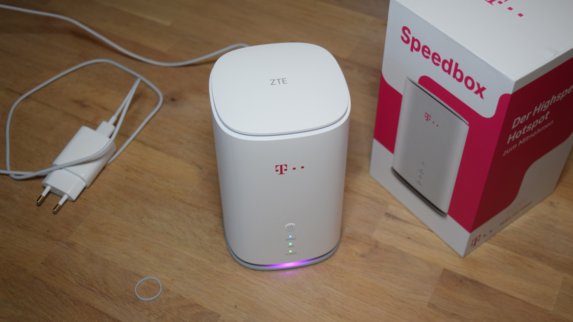 Telekom Speedbox 2 LTE Router mit Telekom SIM-Karte mit dem Tarif ...